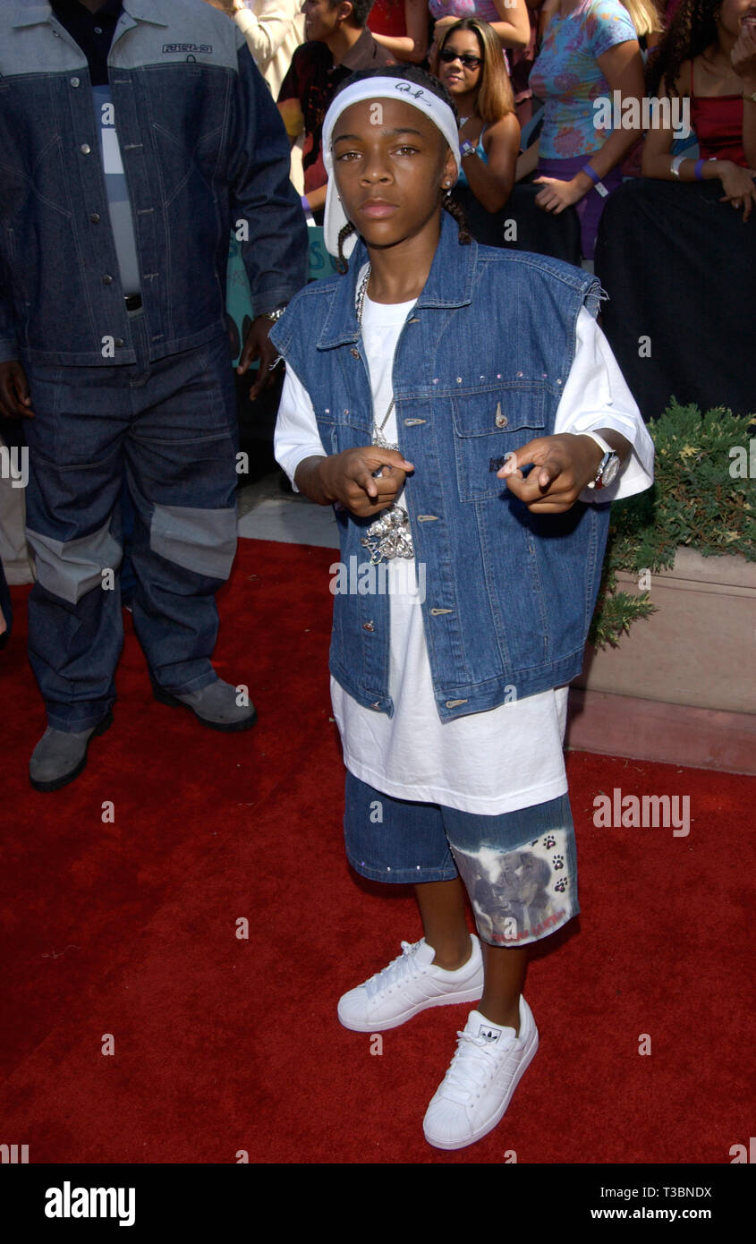 LOS ANGELES, CA. August 12, 2001: Singer L'IL BOW WOW at the 2001 Teen ...