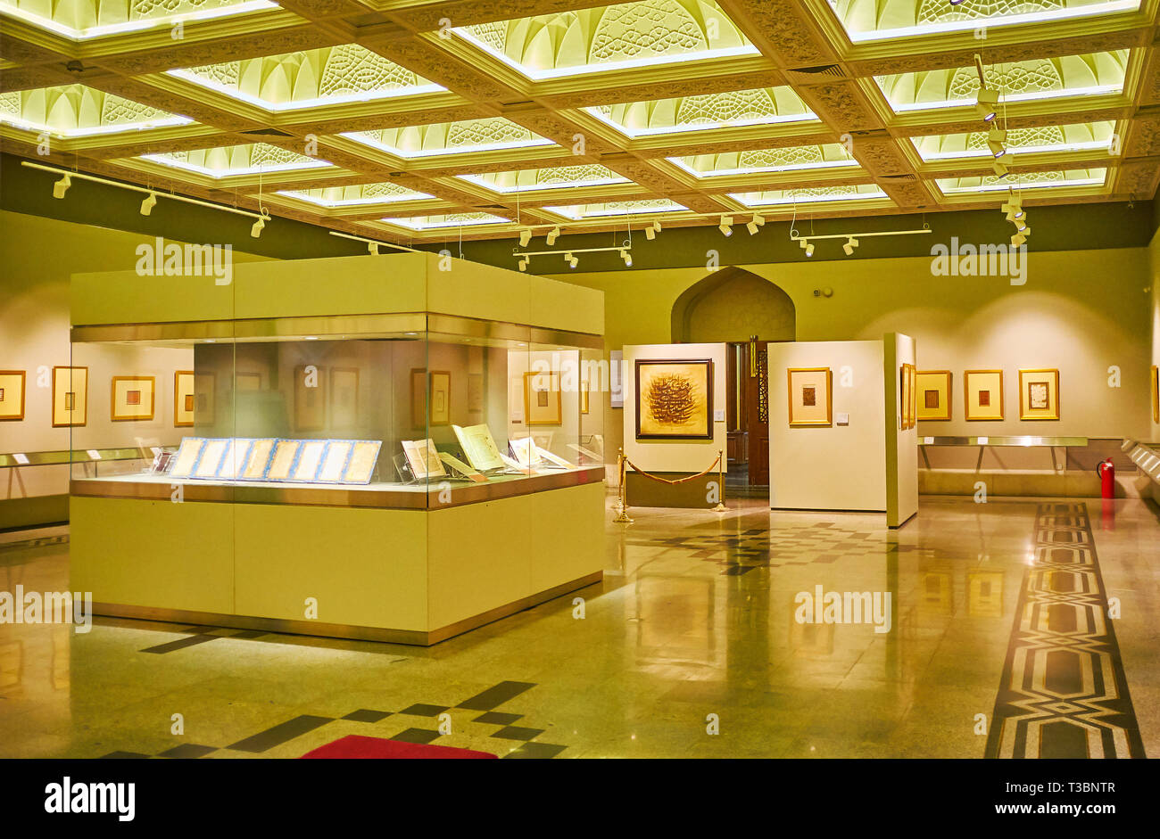 TEHRAN, IRAN - OCTOBER 25, 2017: The exhibition hall of Malek museum ...