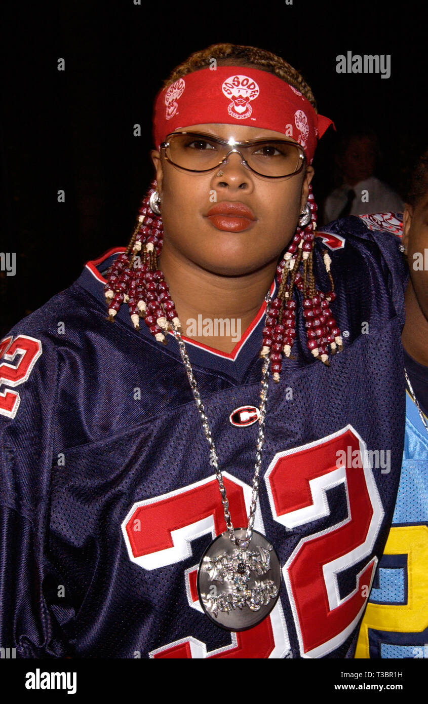 LOS ANGELES, CA. September 10, 2001: Singer DA BRAT at the world ...