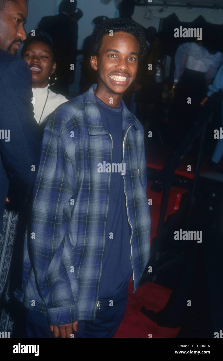 LOS ANGELES, CA - MARCH 15: Singer Tevin Campbell attends the Eighth ...