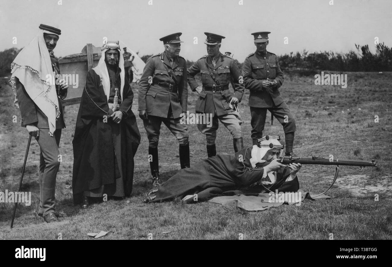 Elephant guns hi-res stock photography and images - Alamy