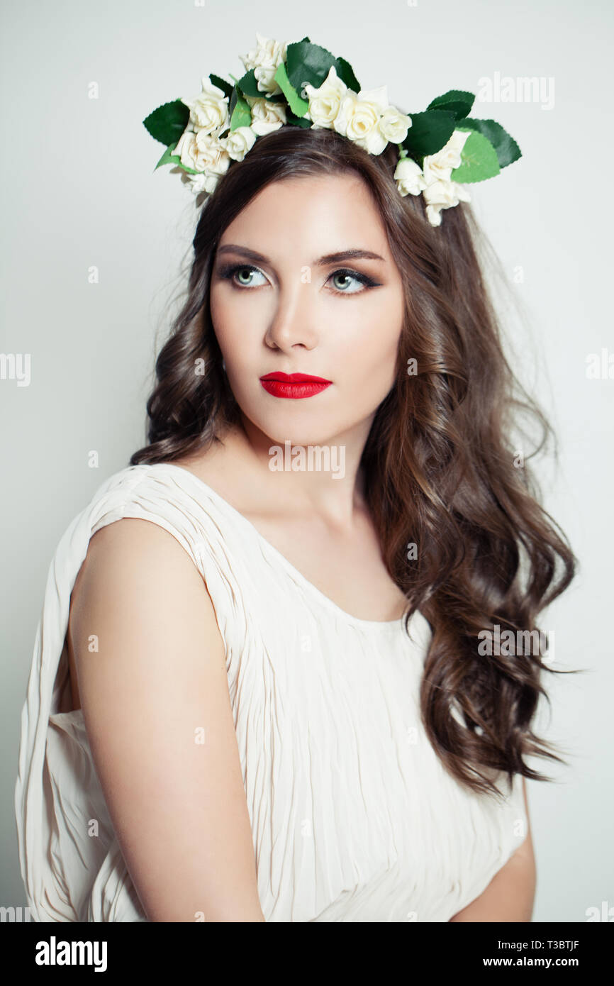 Beauty portrait of elegant model in flower crown Stock Photo - Alamy