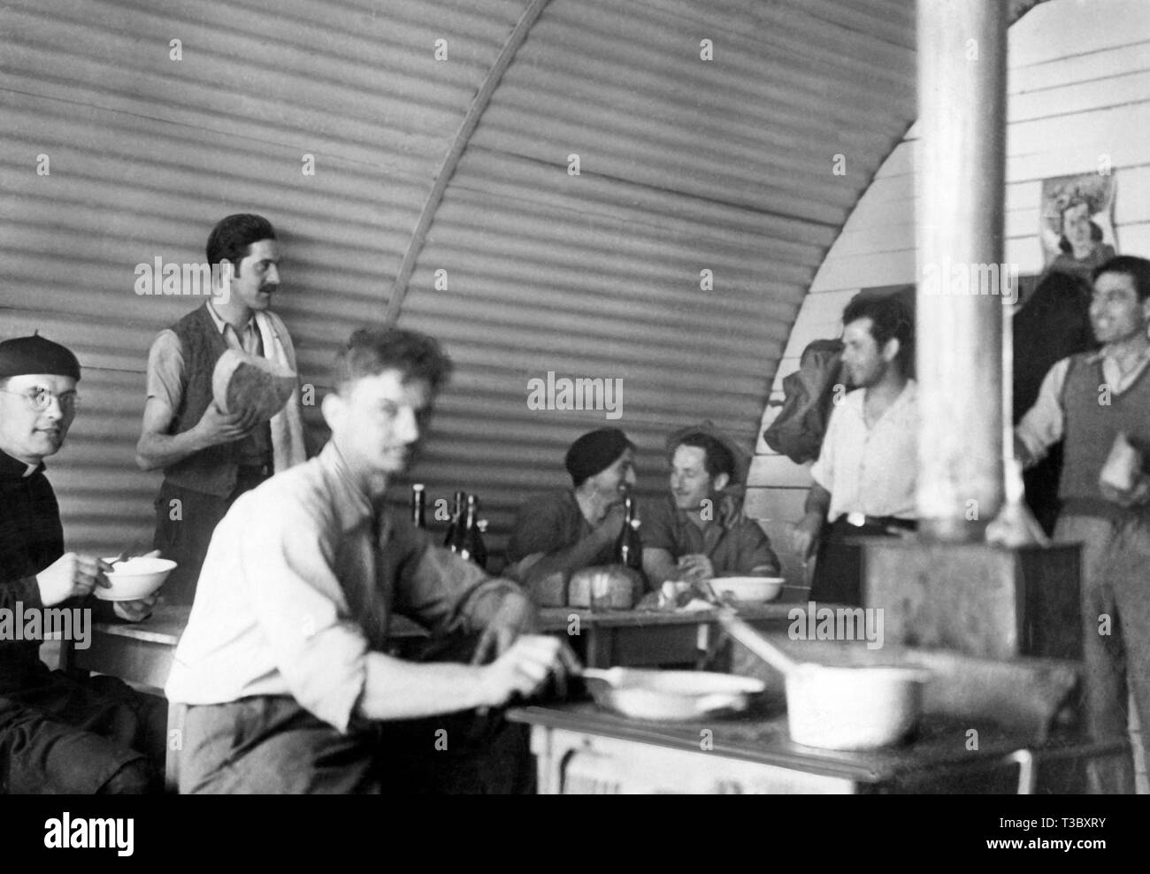 Emigration images hi-res stock photography and images - Alamy