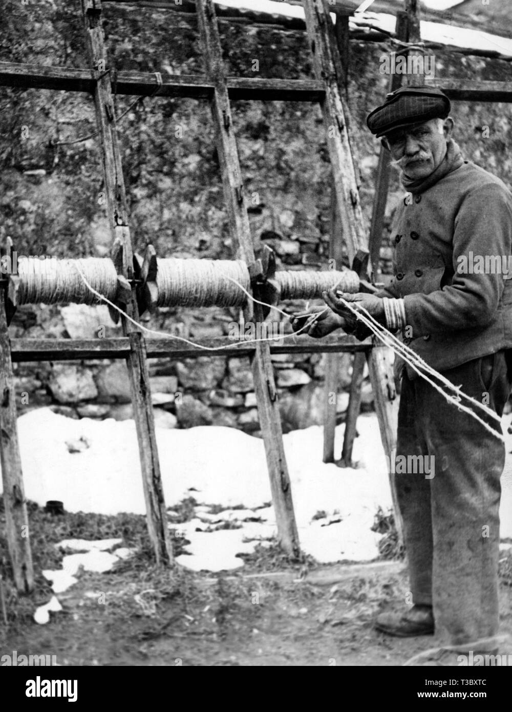 Historical maker hi-res stock photography and images - Alamy