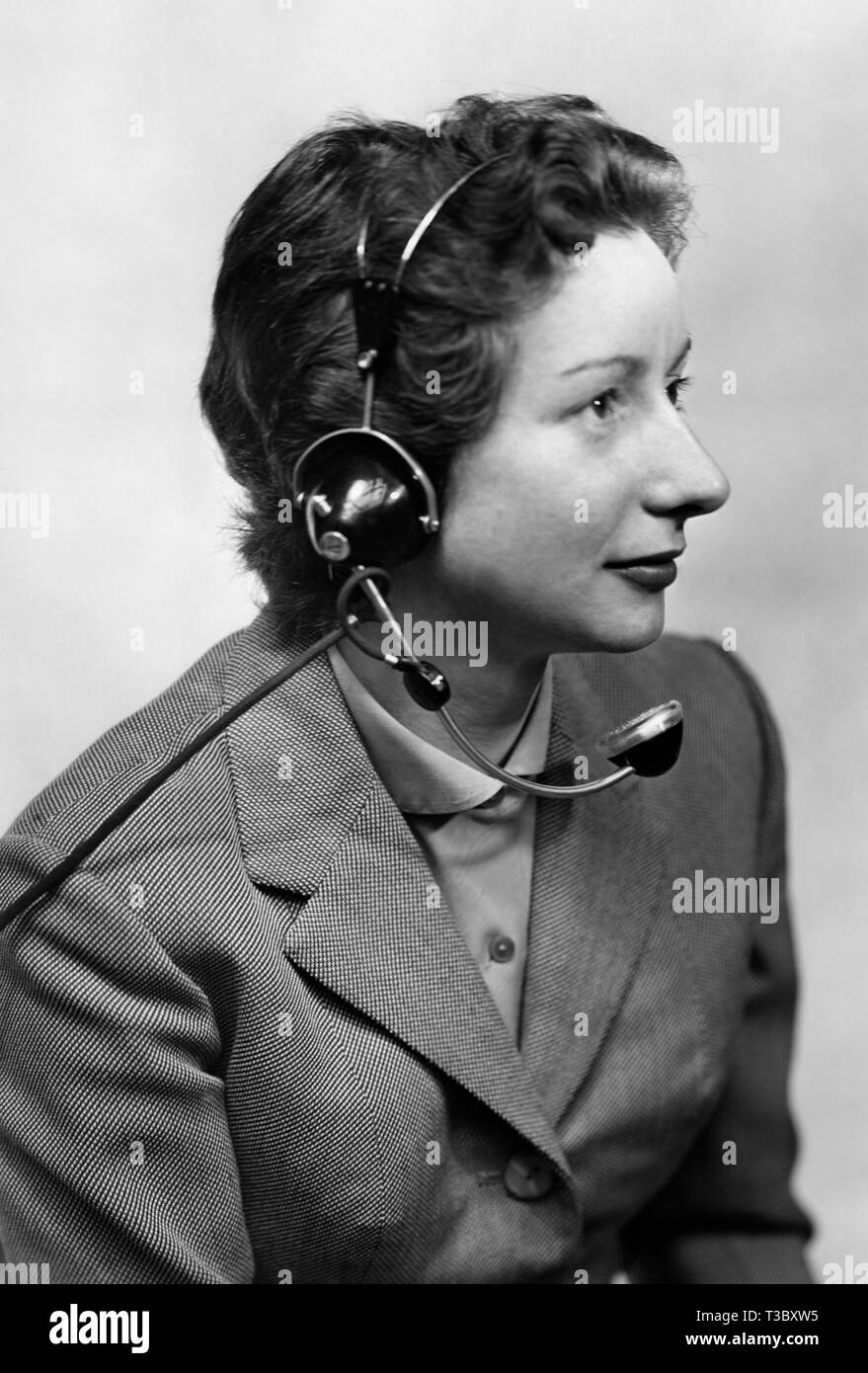 Switchboard operator Black and White Stock Photos & Images - Alamy