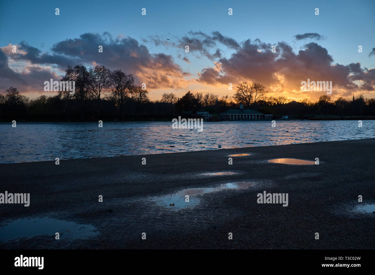 Kindon High Resolution Stock Photography and Images - Alamy