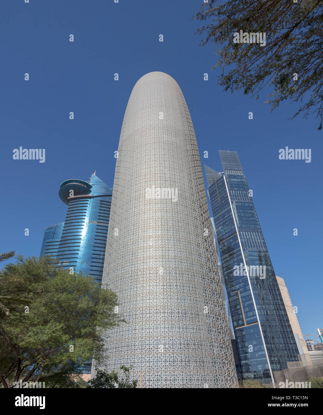 High rise building circular hi-res stock photography and images - Alamy