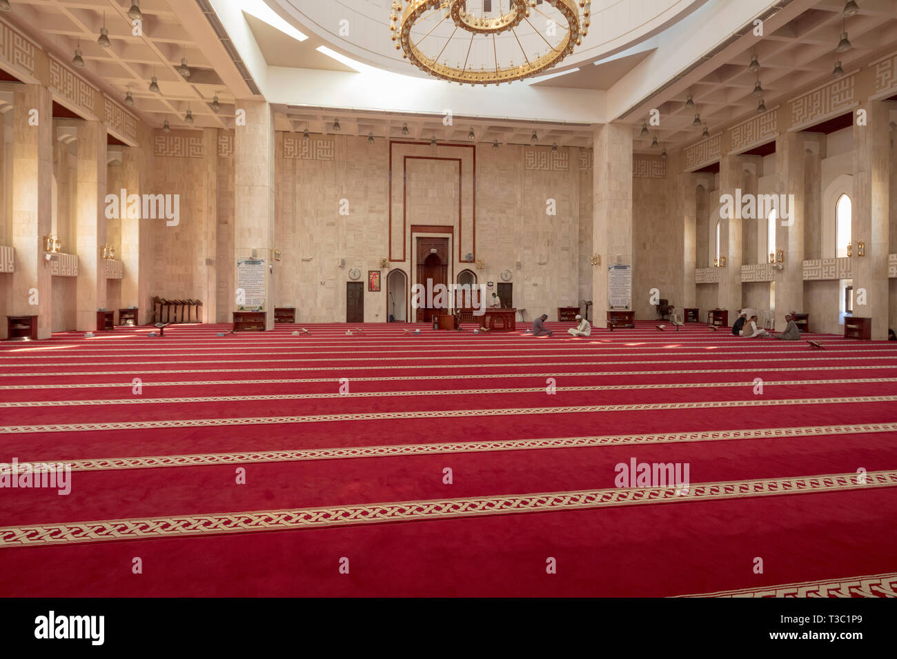 Abu Bakr Al-Siddiq Mosque (built 1978), Doha, Qatar Stock Photo - Alamy