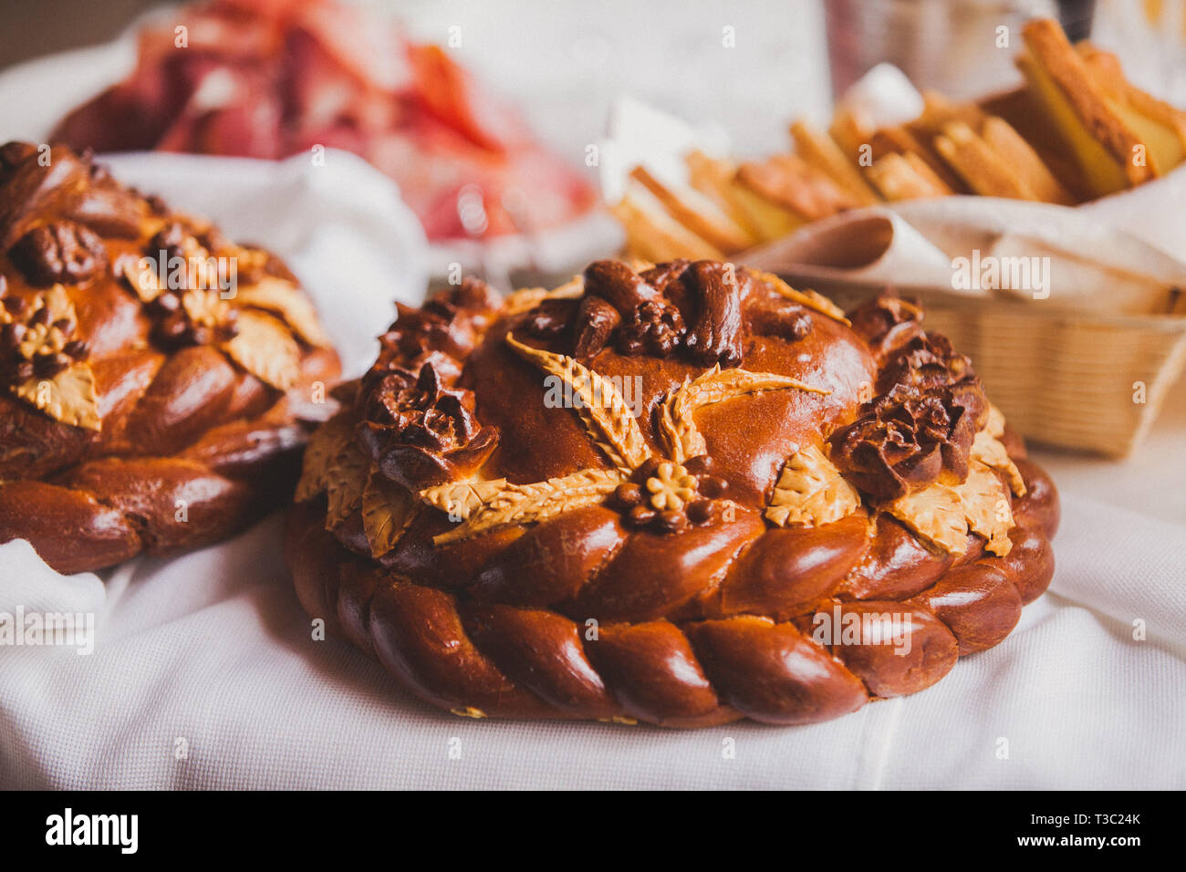 Russian wedding cake, big bread. Russian wedding ceremony Stock Photo ...