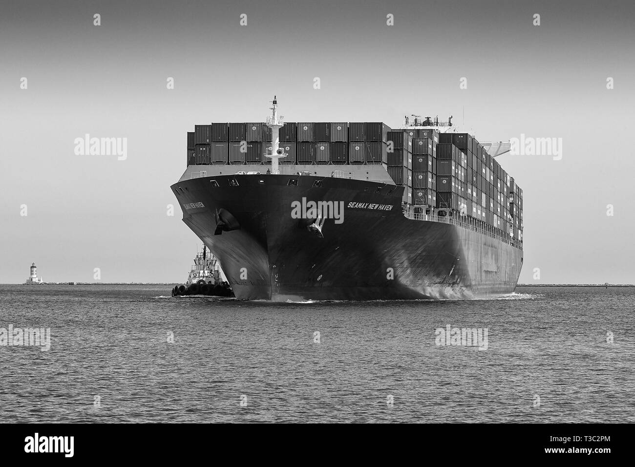 Container ship seen port Black and White Stock Photos & Images - Alamy