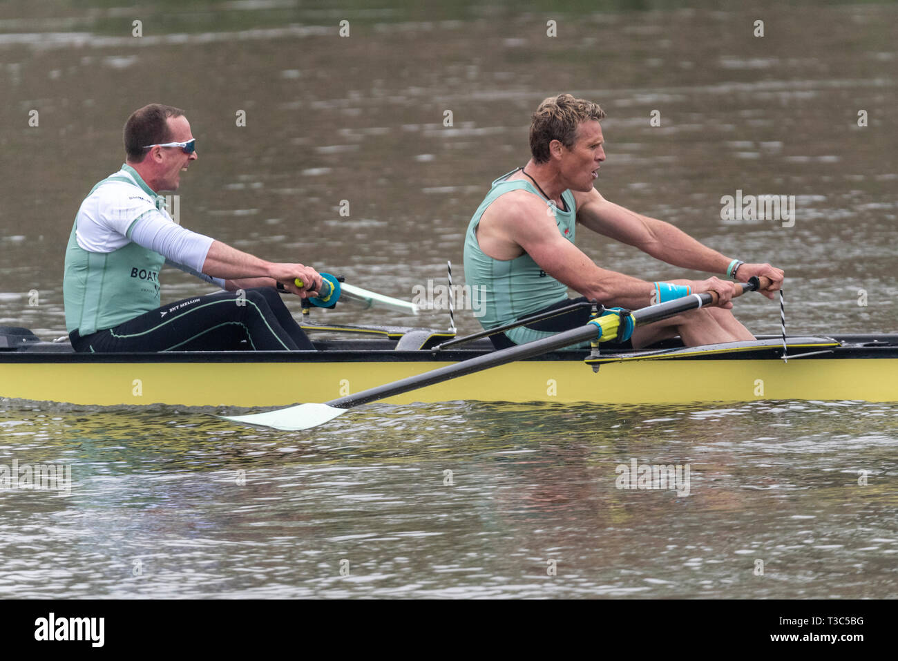 Traditional boat racing hi-res stock photography and images - Alamy