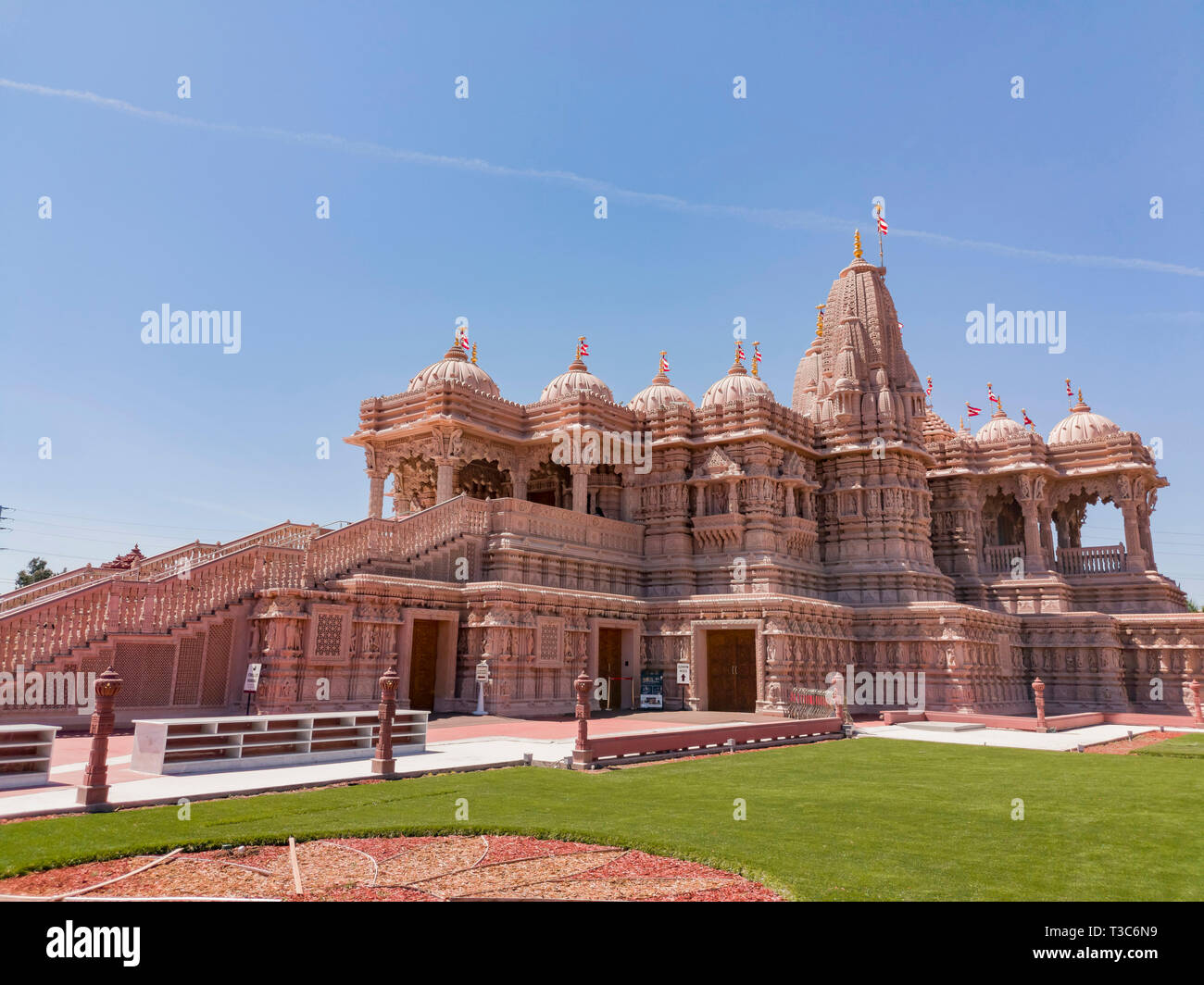 Exterior view of the famous BAPS Shri Swaminarayan Mandir at Chino ...