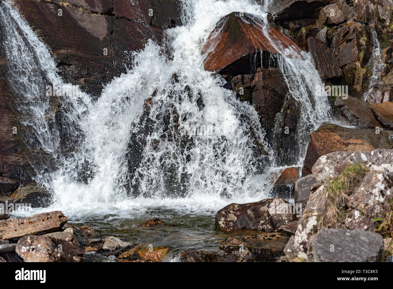Quarry with waterfall hi-res stock photography and images - Alamy