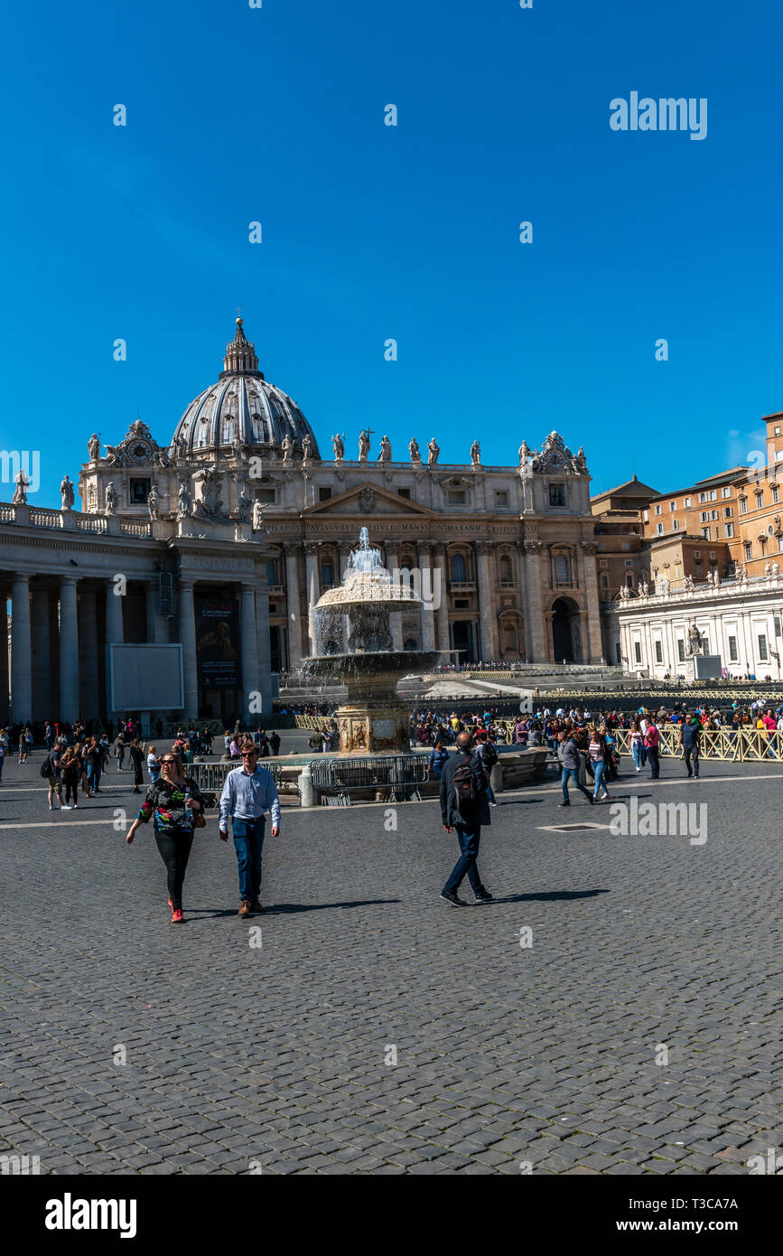 St Peters square, Rome, Italy Stock Photo - Alamy