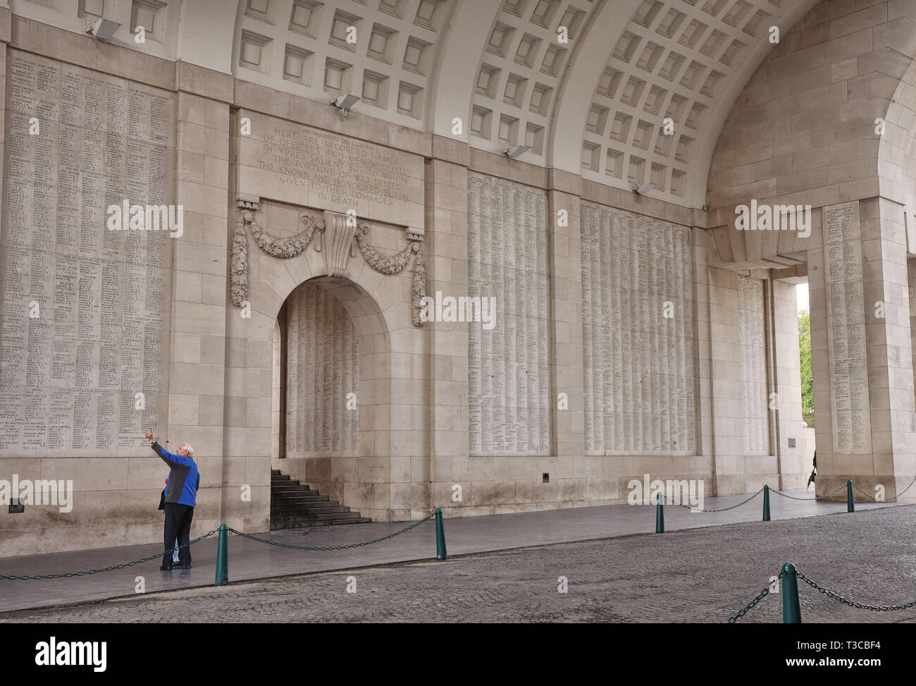 Menin gate memorial hi-res stock photography and images - Alamy