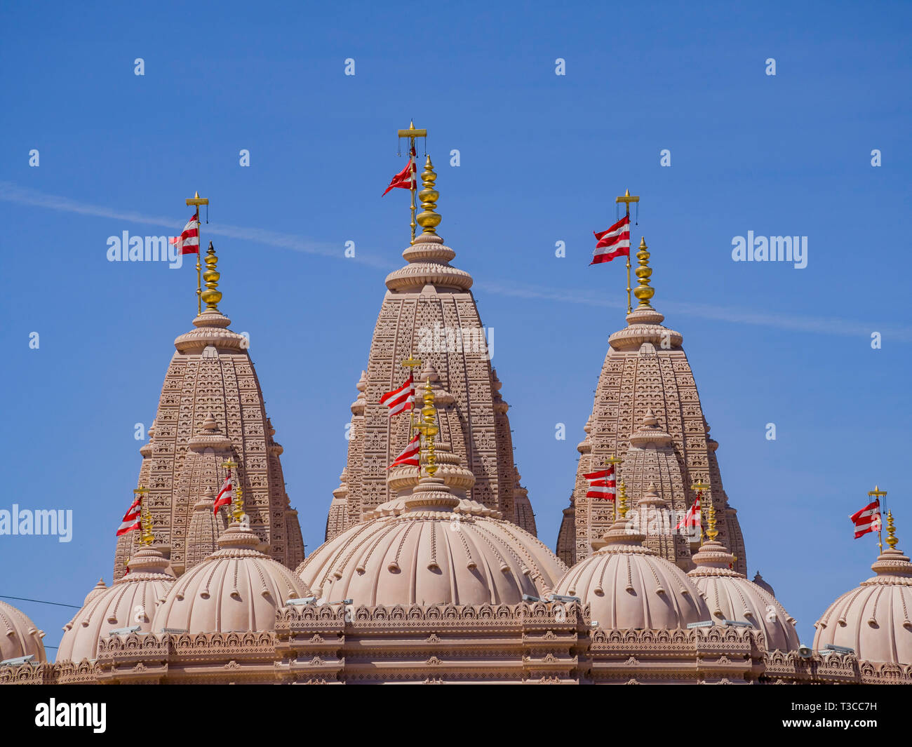 Exterior view of the famous BAPS Shri Swaminarayan Mandir at Chino ...