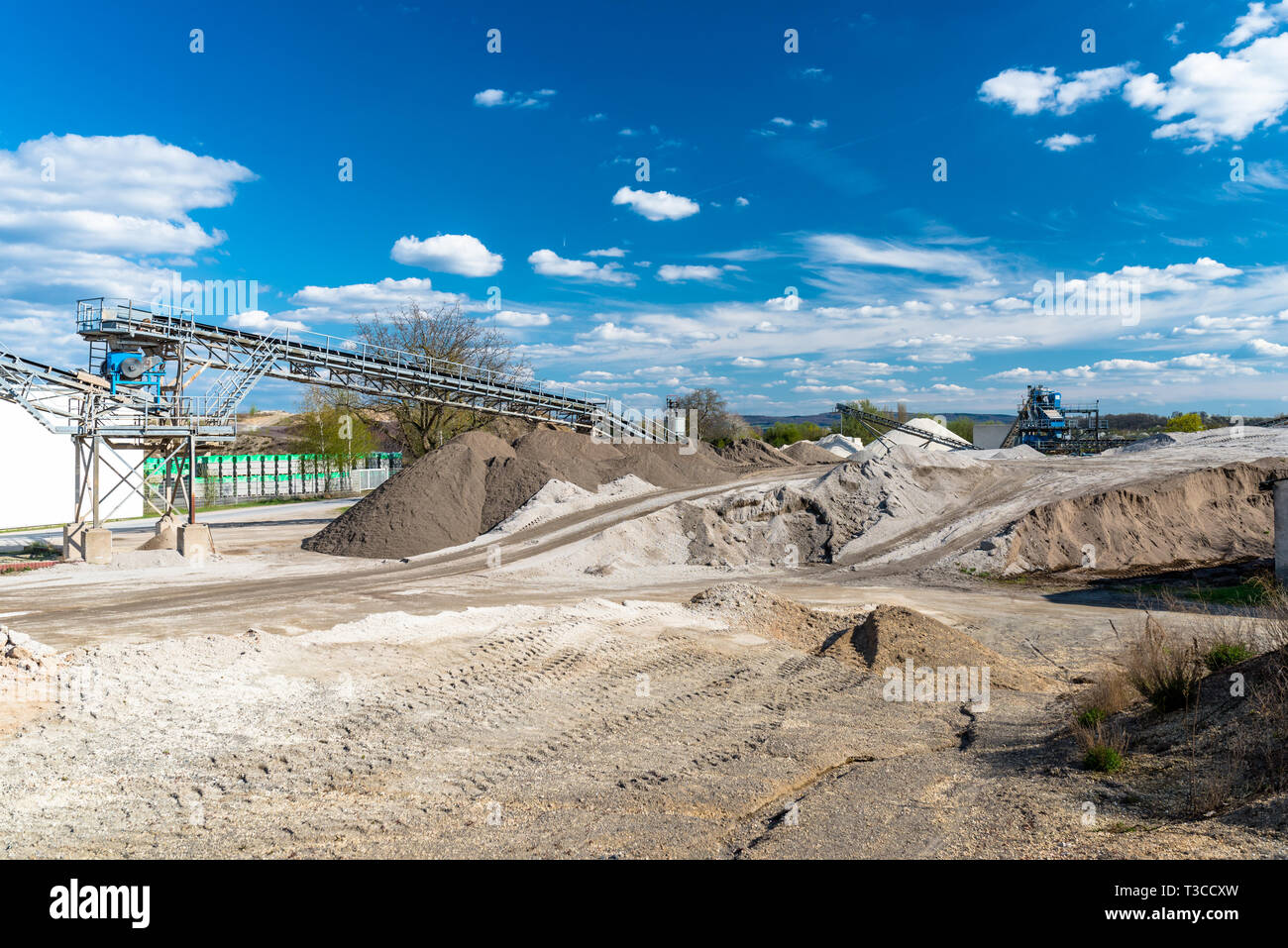Heaps Of Gravel High Resolution Stock Photography and Images - Alamy