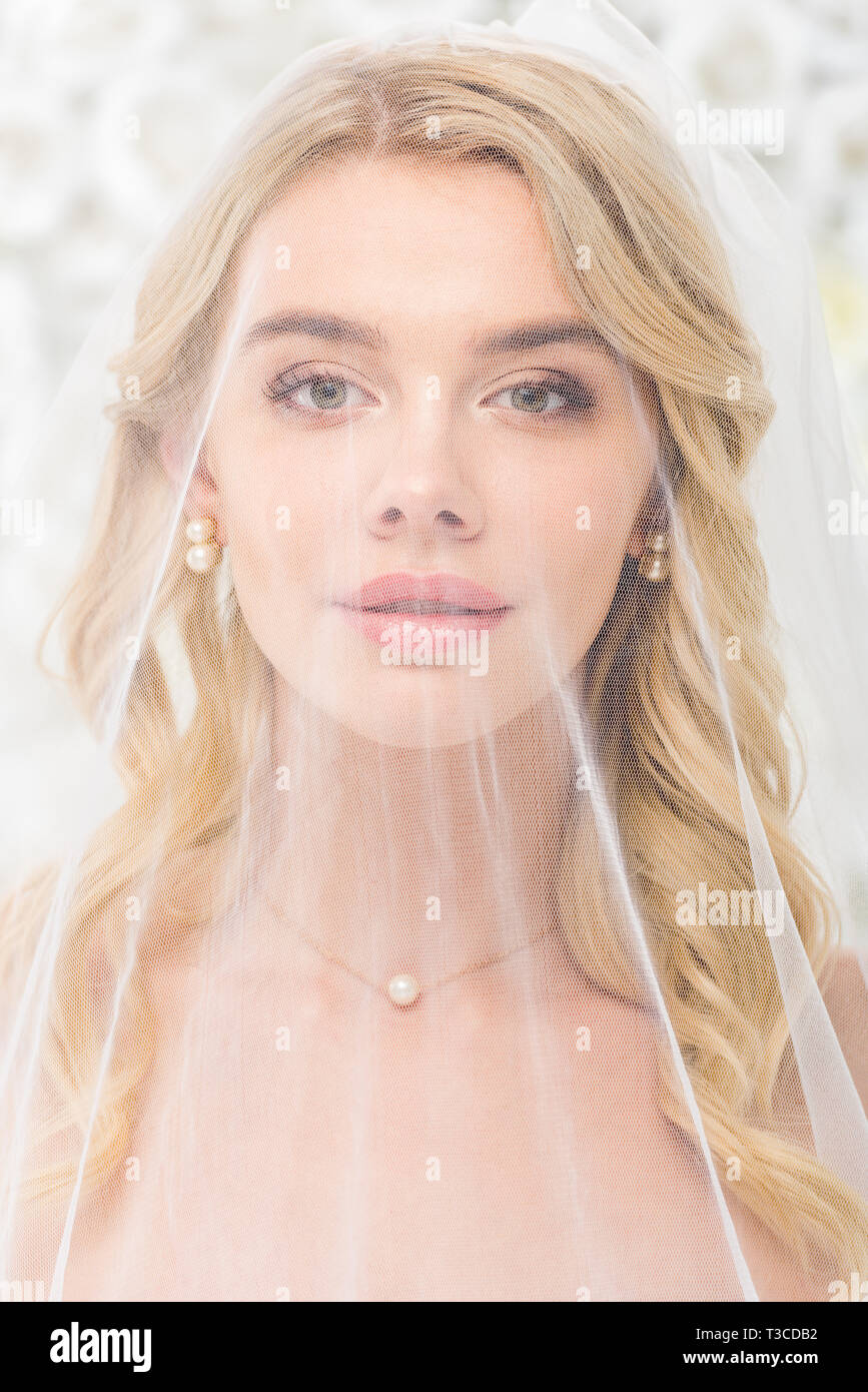 Covered face bride hi-res stock photography and images - Alamy