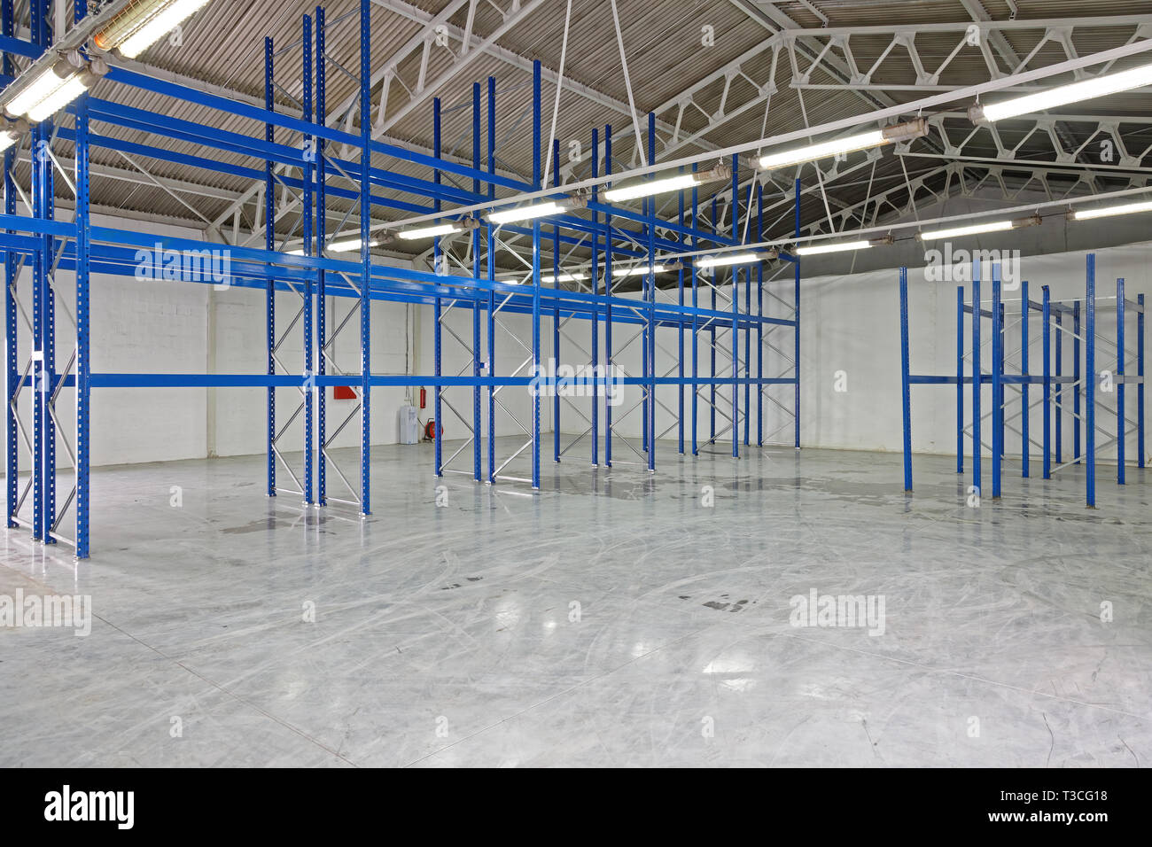 Small warehouse interior hi-res stock photography and images - Alamy