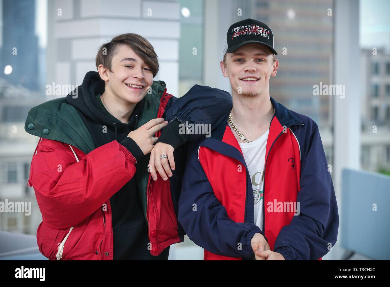 Bars And Melody Leondre Devries And Charlie Lenehan Perform On Polands One Of The Most