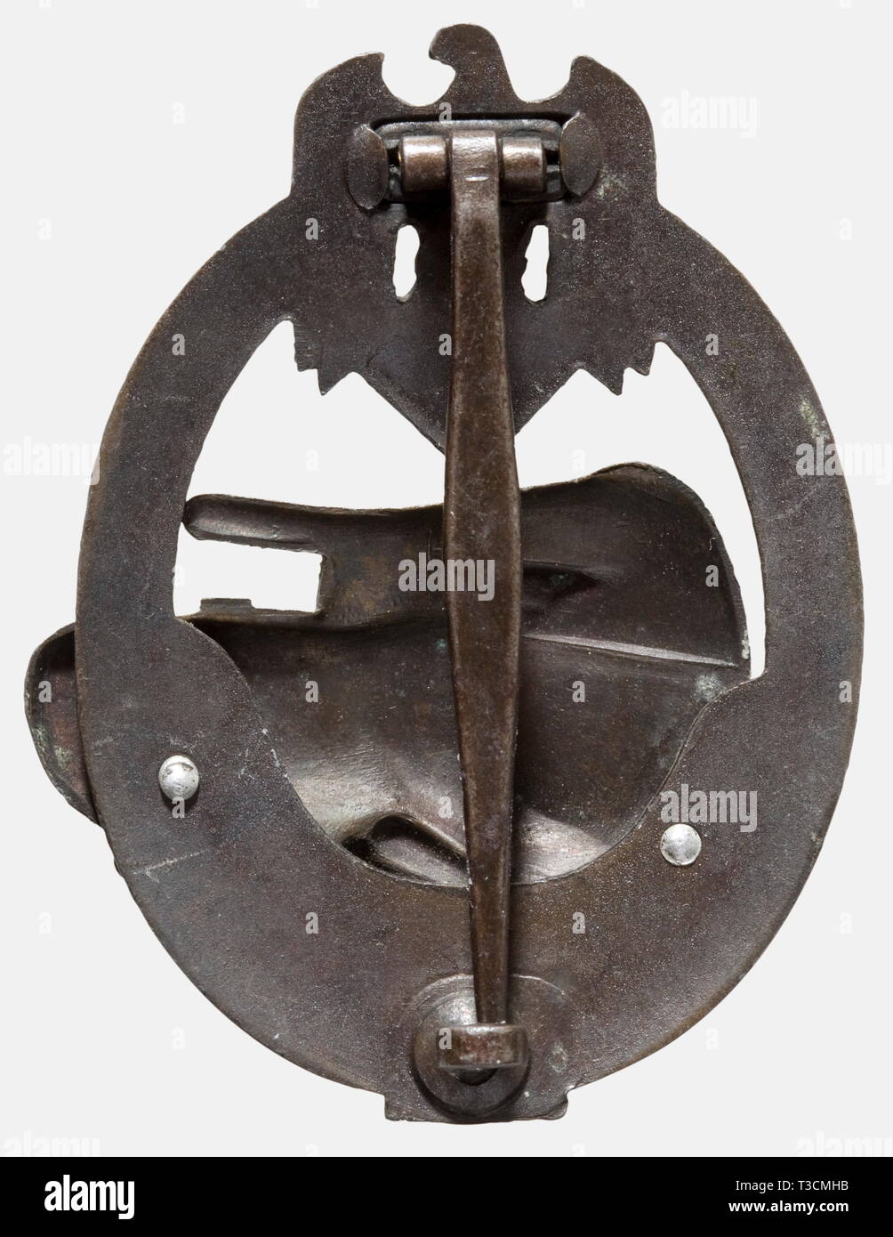 A Tank Assault Badge in Bronze, for "50" engagements Bronzed fine zinc ...