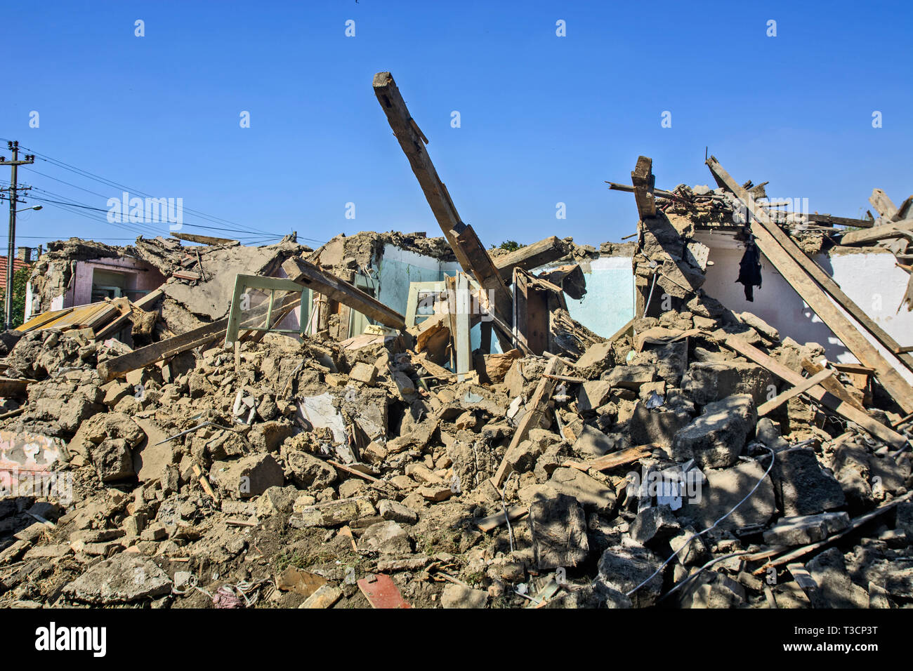 Ruins of an old house that has collapsed due to deterioration Stock ...