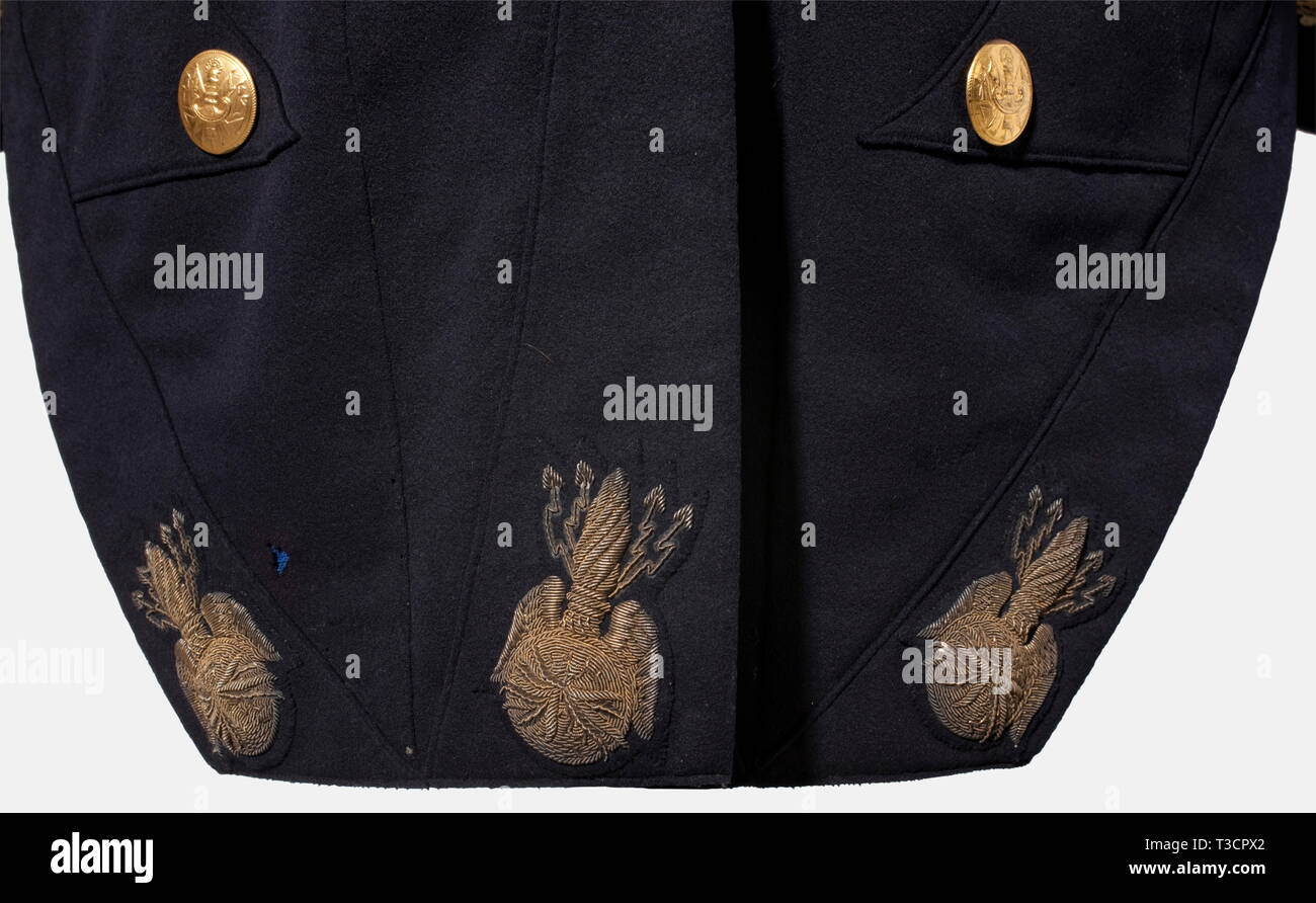 Epaulettes coat hi-res stock photography and images - Alamy