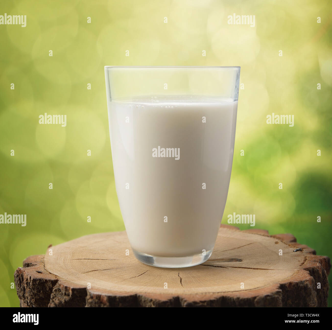Farm fresh dairy products natural cow milk hi-res stock photography and ...