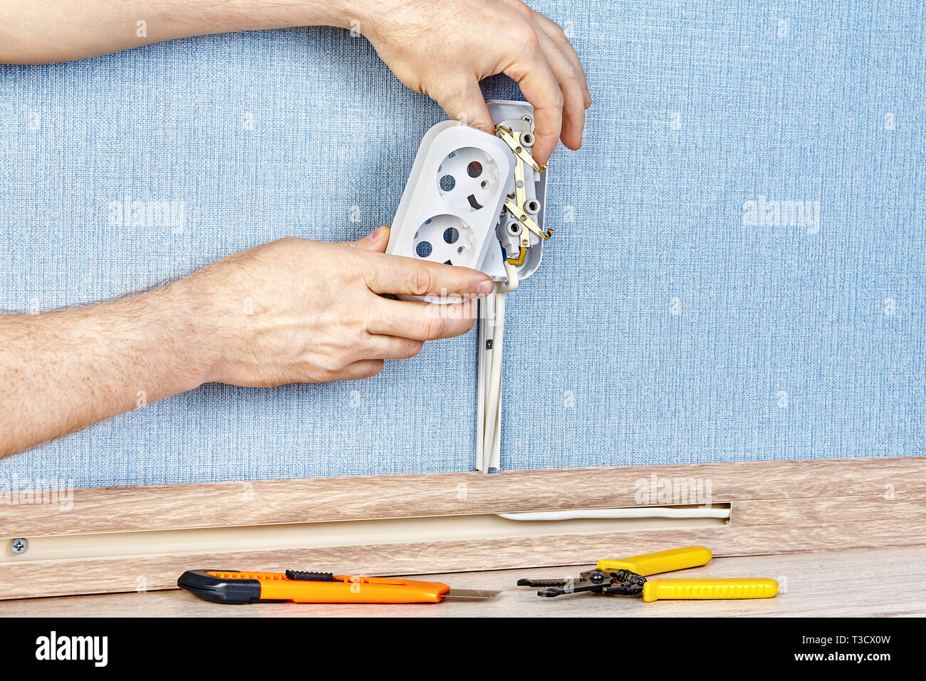 Power plinth hi-res stock photography and images - Alamy