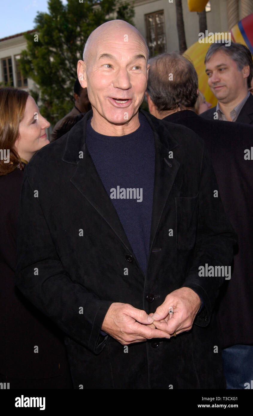 LOS ANGELES, CA. December 09, 2001: Actor PATRICK STEWART at the world ...
