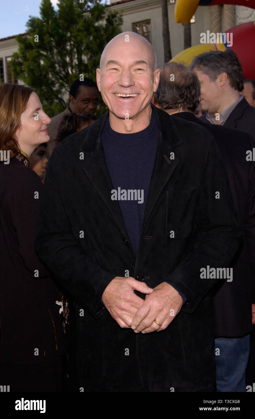 LOS ANGELES, CA. December 09, 2001: Actor PATRICK STEWART at the world ...
