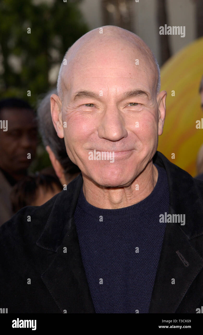 LOS ANGELES, CA. December 09, 2001: Actor PATRICK STEWART at the world ...