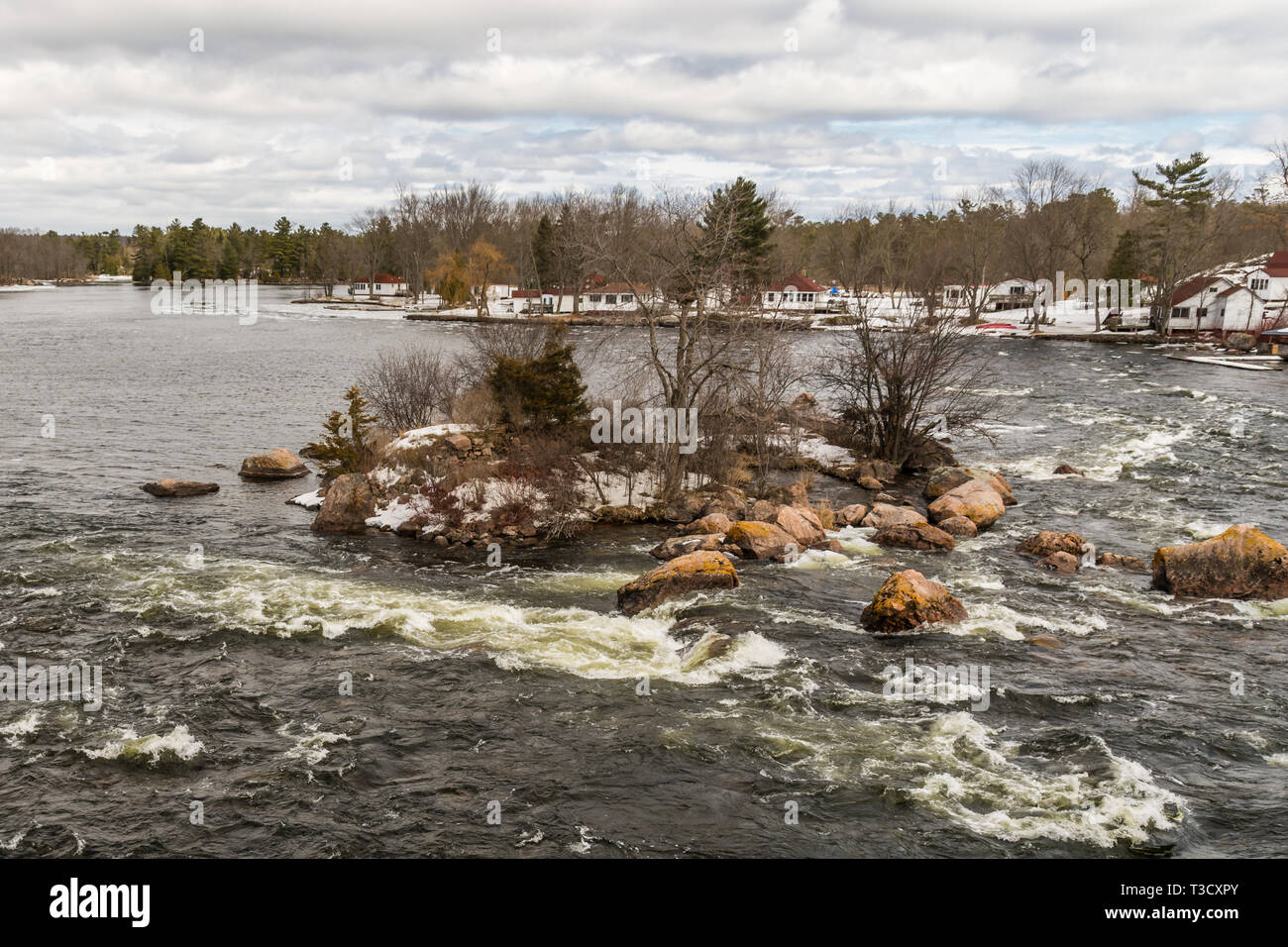 River rapids hi-res stock photography and images - Alamy