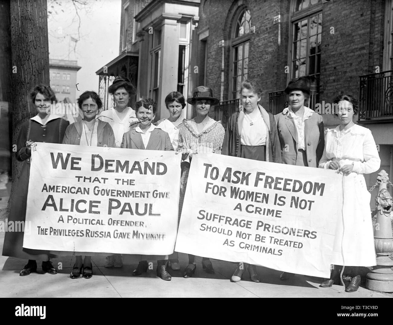 Woman Suffrage Movement - Woman Suffrage banners - freedom for Alice ...