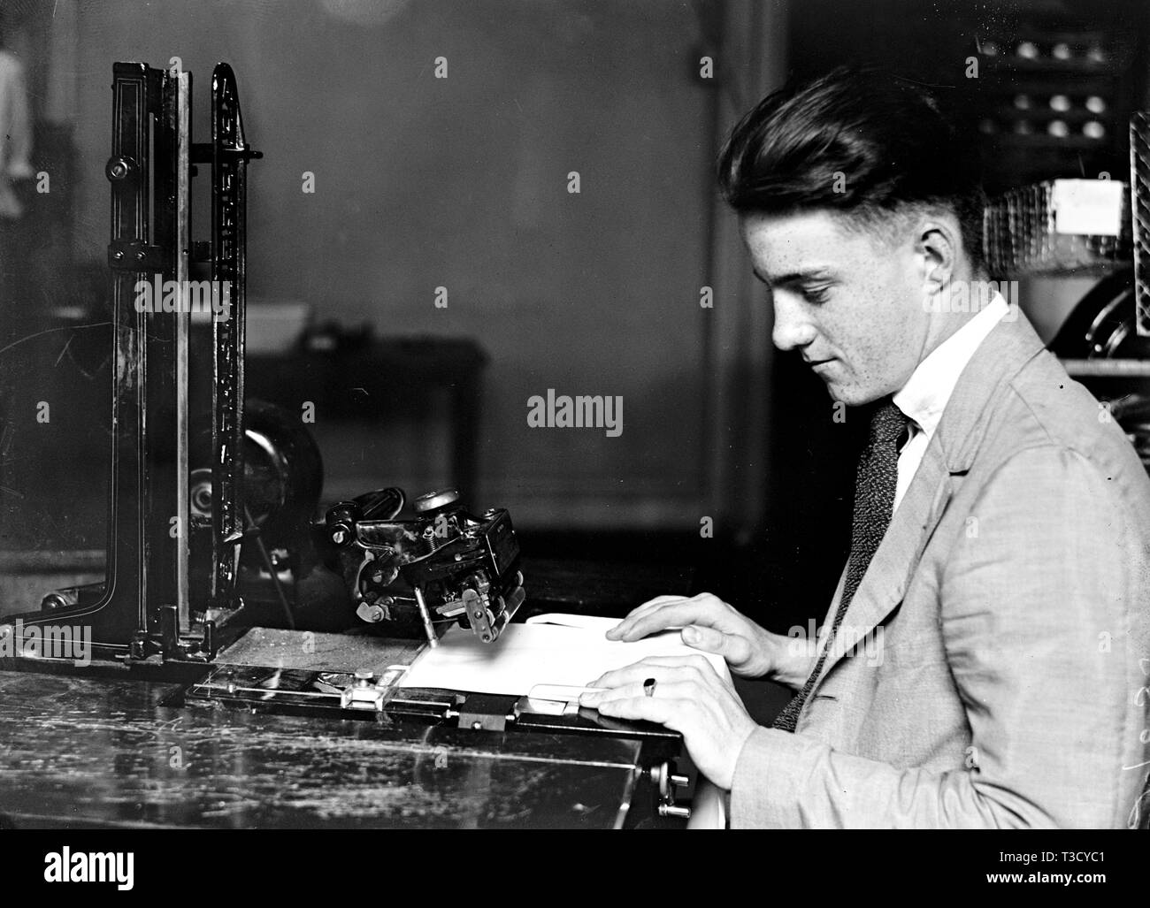 Addressing machine hi-res stock photography and images - Alamy