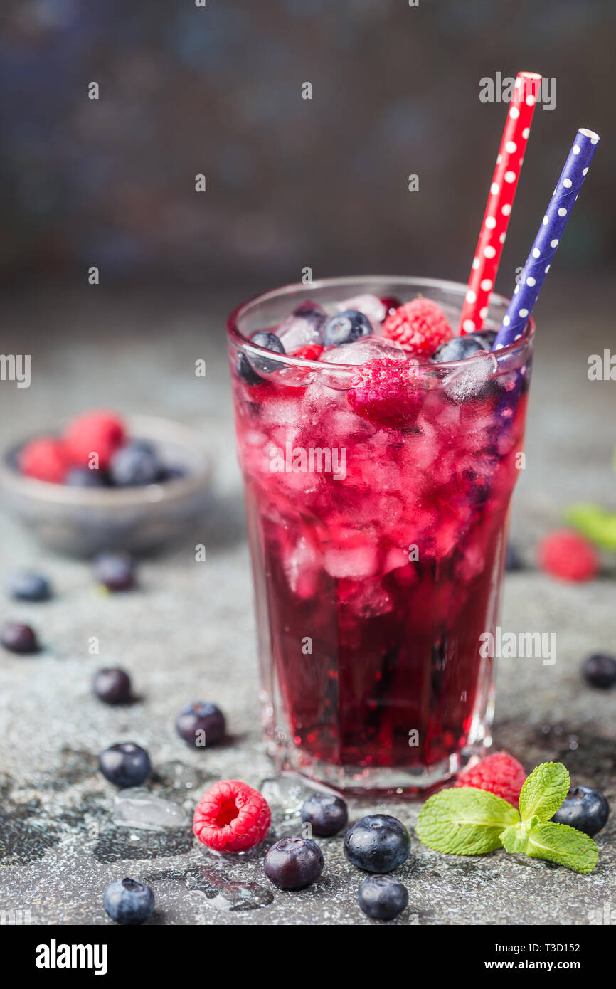 Fresh berry drink Stock Photo - Alamy