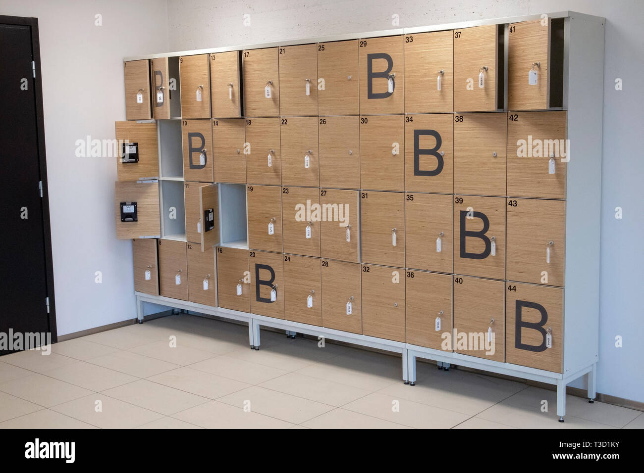 Open lockers hi-res stock photography and images - Alamy