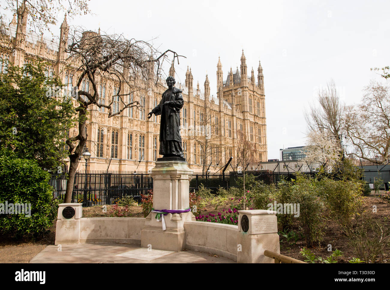 Westminster parliament government hi-res stock photography and images ...