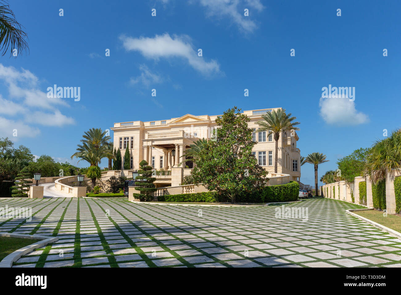 Key mansion hi-res stock photography and images - Alamy