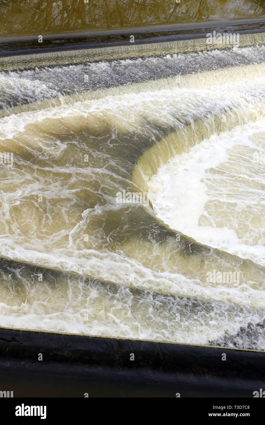 Flood defence bath hi-res stock photography and images - Alamy