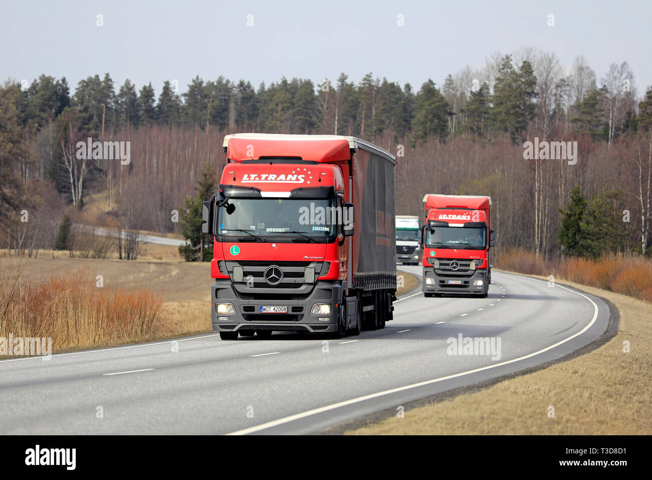 Trucking fleet hi-res stock photography and images - Alamy