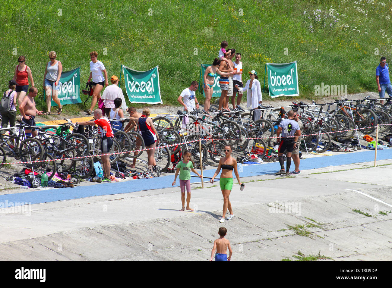 Triathlon competition at Lake Bezid, near Tirgu Mures, Romania Stock ...
