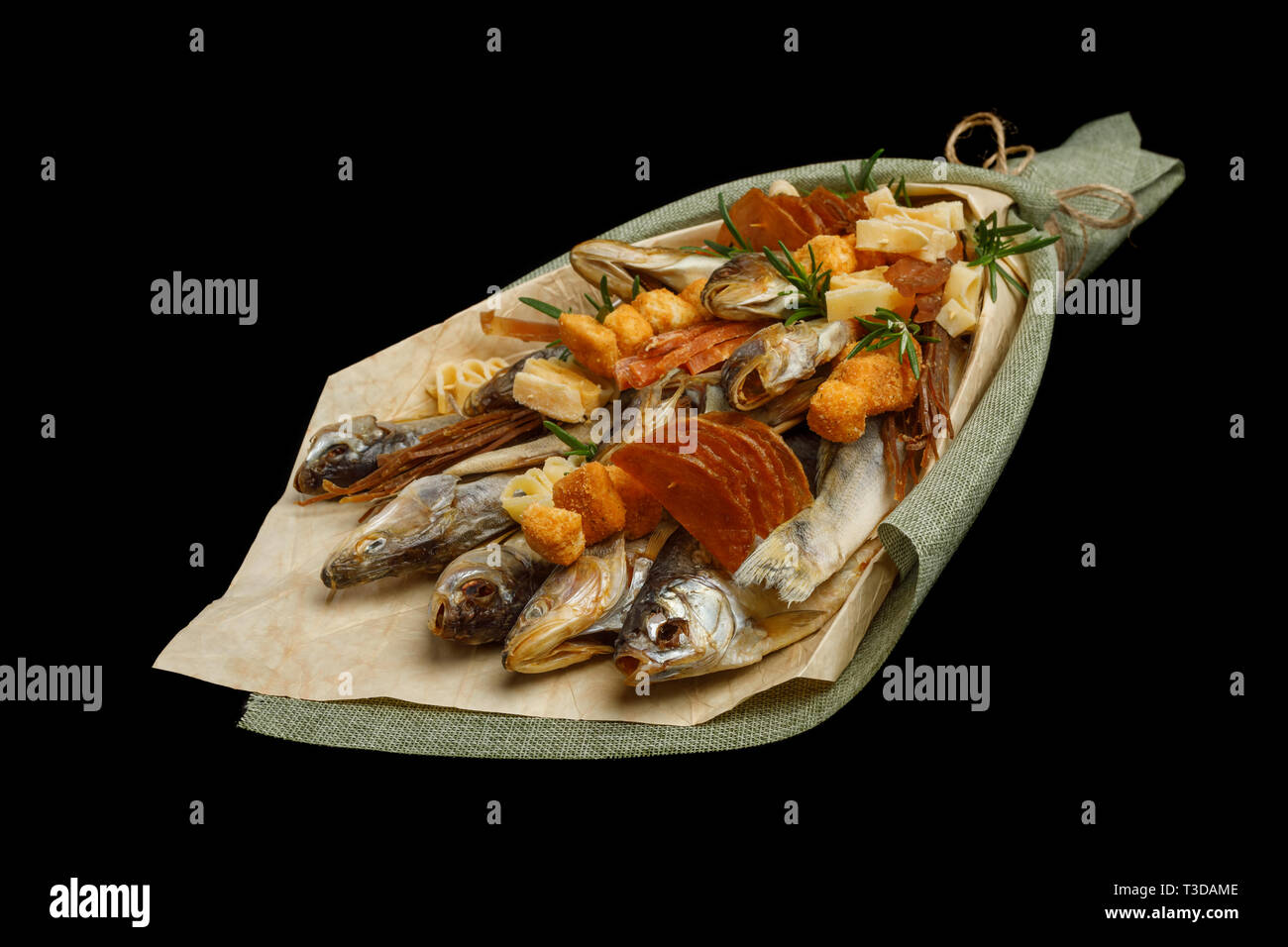 Small edible fish hi-res stock photography and images - Alamy