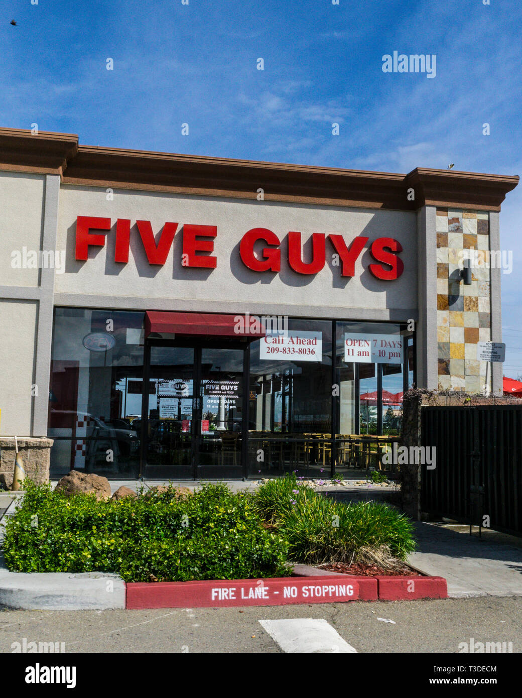 A Five Guys Restaurant in Tracy California Stock Photo - Alamy