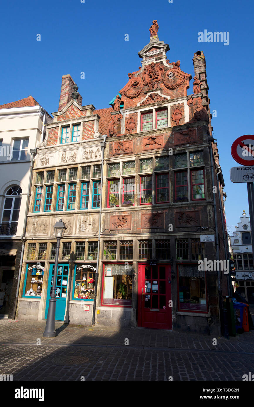 Traditional buildings in town hi-res stock photography and images - Alamy