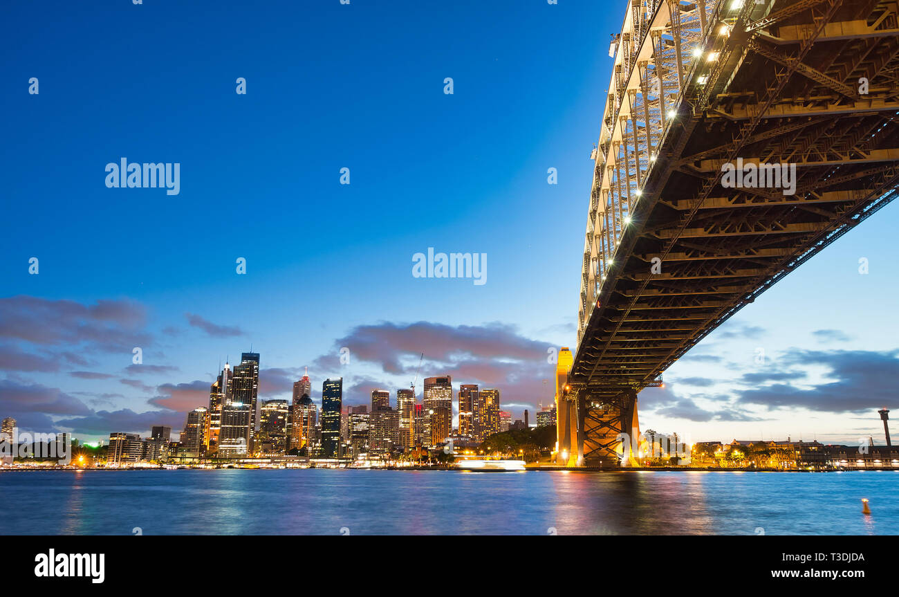 Sydney Harbor Bridge at night, city symbol, Australia Stock Photo - Alamy