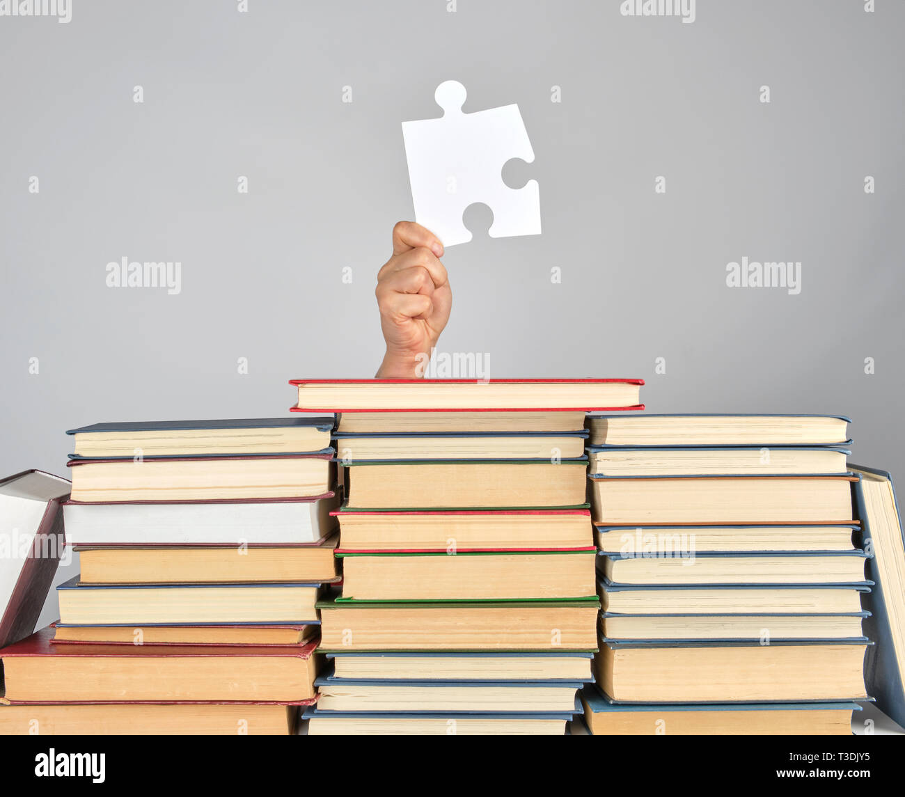 Many books together pile hi-res stock photography and images - Alamy
