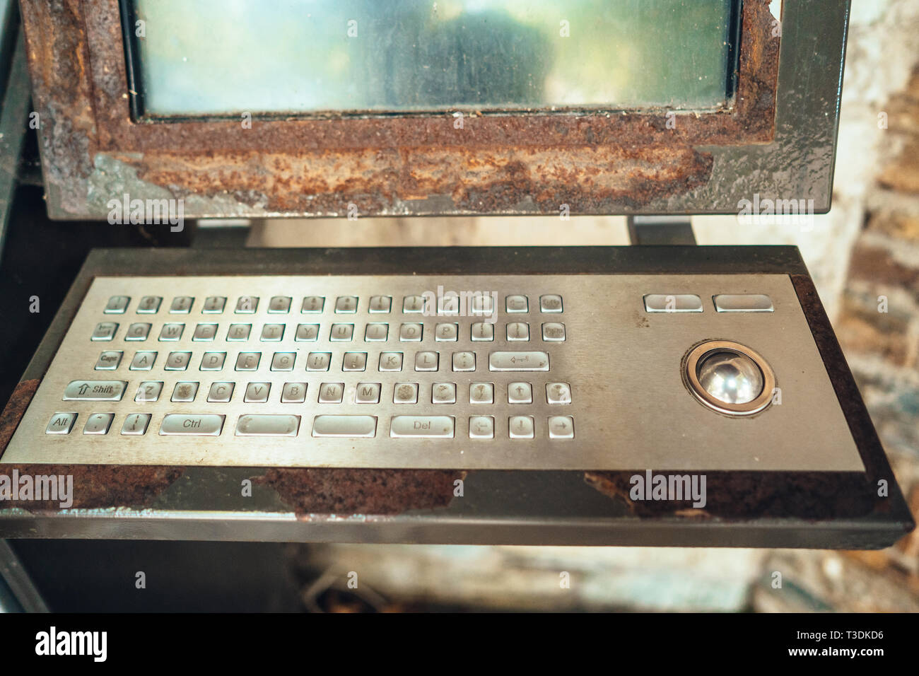 Old computer hi-res stock photography and images - Alamy