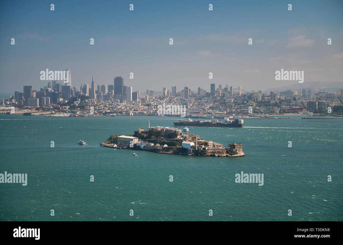Aerial view of Alcatraz Island and San Francisco skyline Stock Photo ...