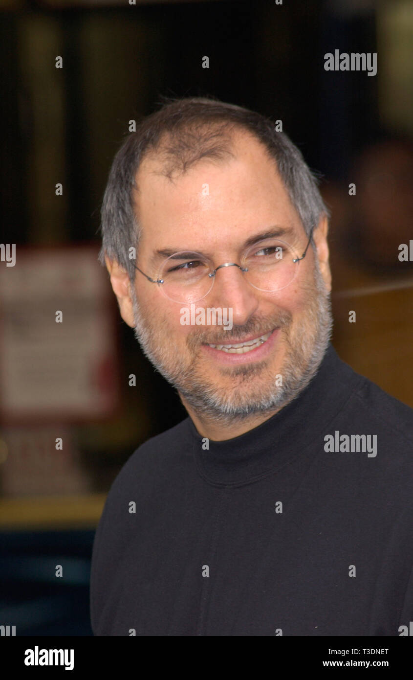 LOS ANGELES, CA. October 28, 2001: CEO and founder of Apple Computers ...